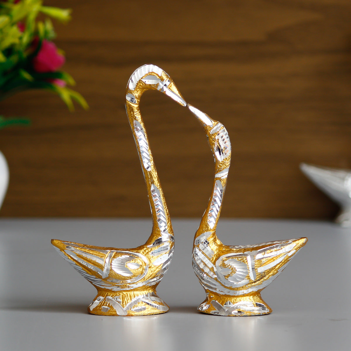 Loving Golden Swan Couple Metal Handcrafted Decorative Figurine ...