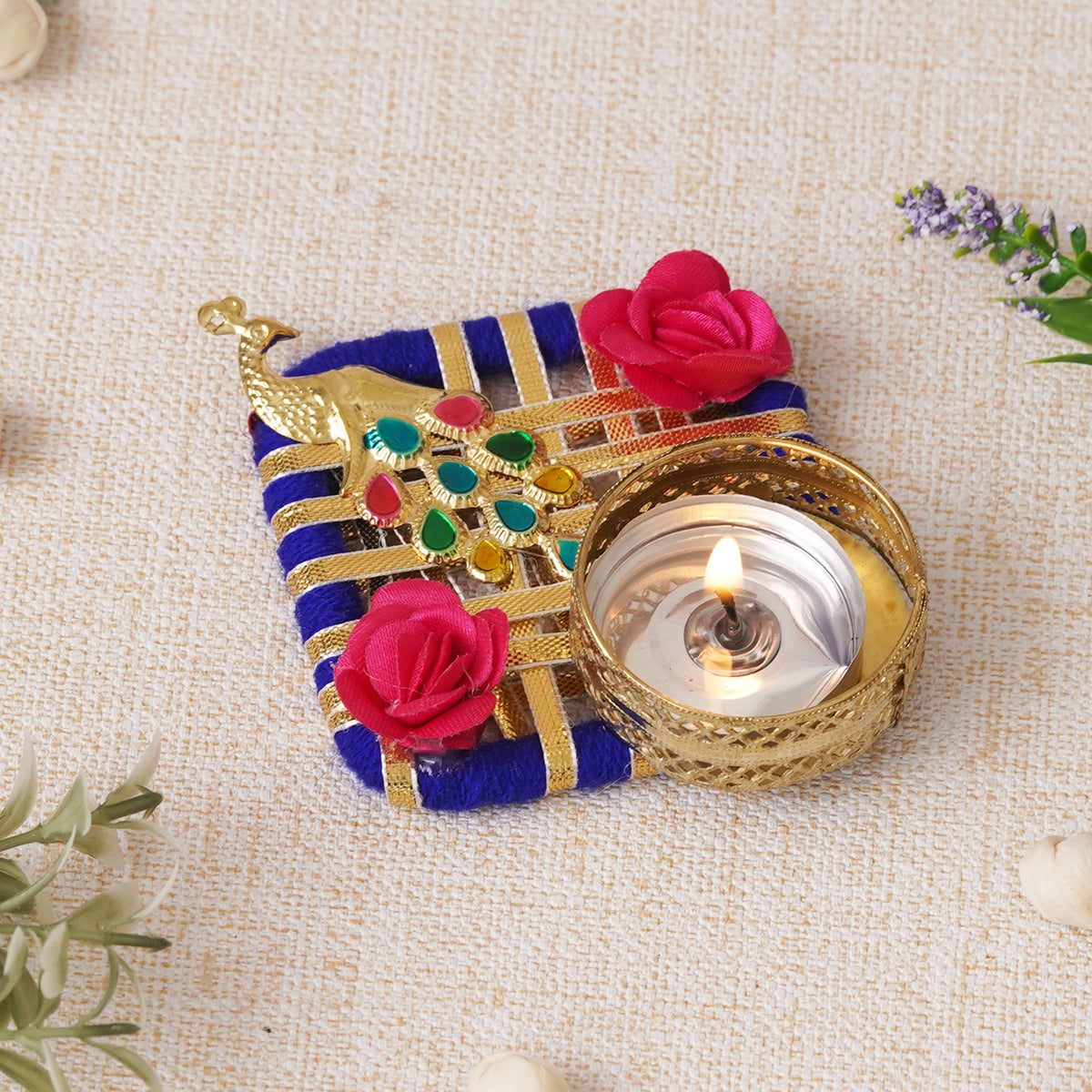 eCraftIndia Beautiful Peacock and Pink Rose Flowers Decorative Tea Lig